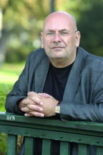 Amazon.de: Gerhard Haase-Hindenberg: Bücher, Biographie, neuestes ...