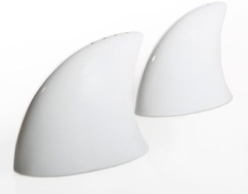 Amazon.com: Sharks Salt and Pepper Shakers: Salt And Pepper Shaker Sets ...