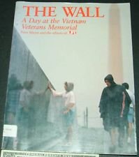 The Wall: A Day at the Vietnam Veterans Memorial: Meyer, Peter ...