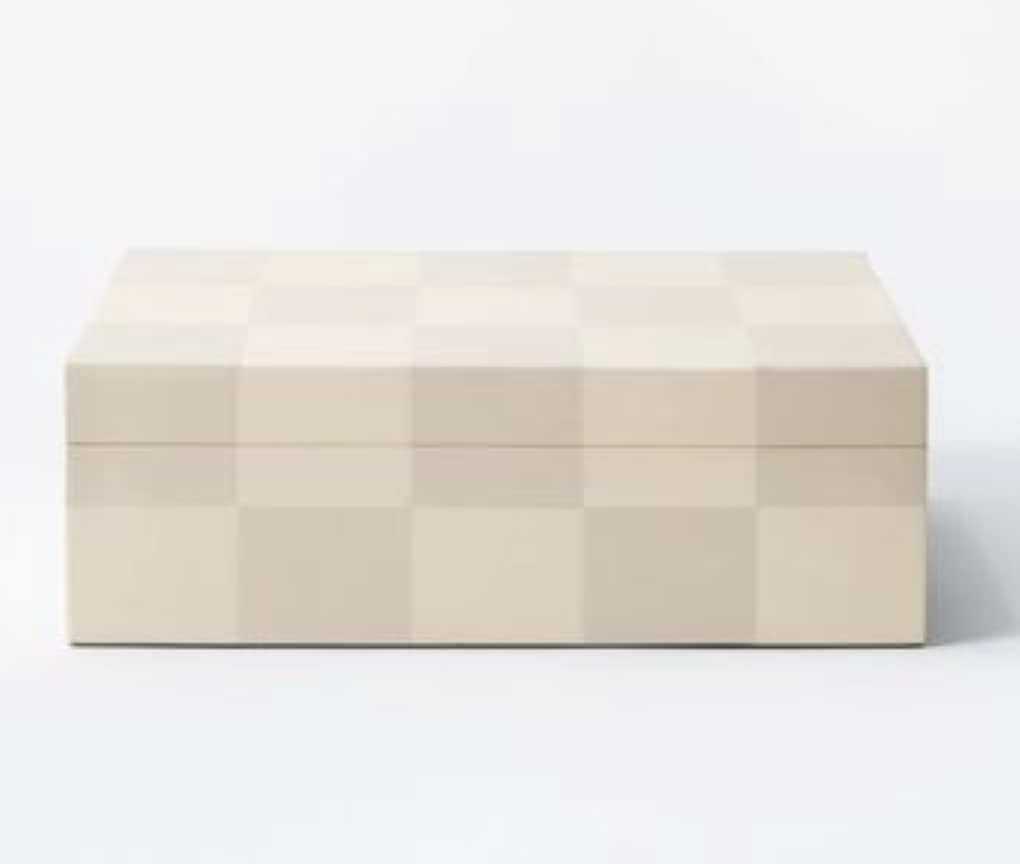 Checkered Decorative Box: A Stylish Storage Solution – Decor