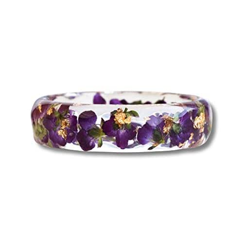 Amazon.com: Resin Ring With Pressed Purple Violet Flowers and Gold ...
