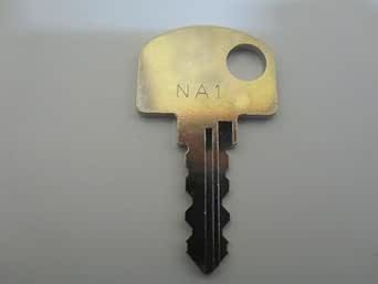 Amazon.co.jp: Pachislot Key (Door Key) Net (NA1 Genuine Stand) Old ...