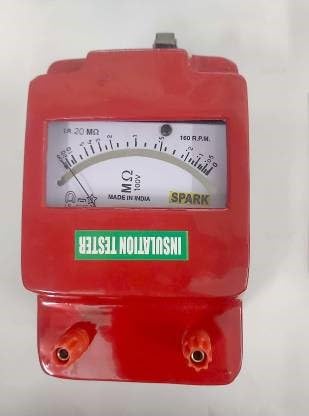 SPARK Hand Driven MEGGER Generator Insulation Tester, 100V, 0-20MOhms ...