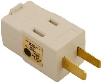 Leviton 692-W 15 Amp, 125 Volt, Triple Cube Grounding Adapter, White ...