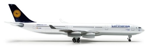 DARON WORLDWIDE Herpa Lufthansa A340-300 1/500 (NG) : Amazon.in: Toys ...