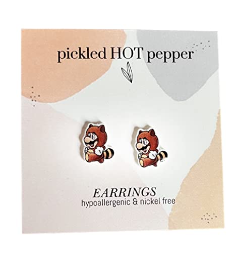 Amazon.com: Mario suit raccoon - stud earring sensitive ears : Office ...