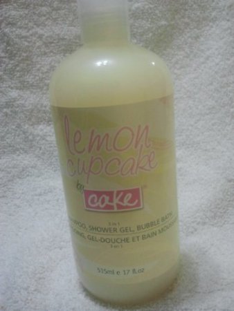 Amazon.com : Cake Beauty Lemon Cupcake Shampoo, Shower Gel, Bubble Bath ...