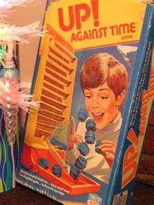 UP! AGAINST TIME GAME (TOY): Amazon.co.uk: IDEAL: Books