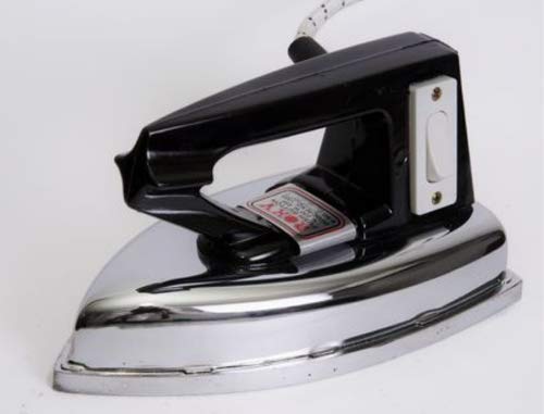 Buy Roxy Deluxe Dry Iron Box Online at Low Prices in India - Amazon.in