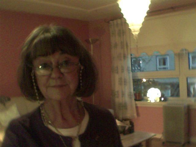 Hushabye (A Kate Redman Mystery: Book 1) (The Kate Redman Mysteries ...