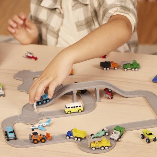 Snapklik.com : Driven By Battat 61 Pcs Toy Car Pocket Playset 1/144 ...