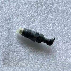 Amazon.com: Fuel Injector 16600-37502 for Nissan Engine SD22 Pickup ...
