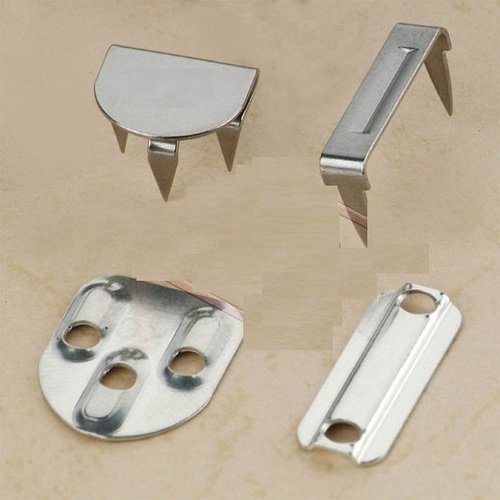 Vardhman Steel Trouser Pant Hooks, 4 Part, 100 Set in A Box : Amazon.in ...