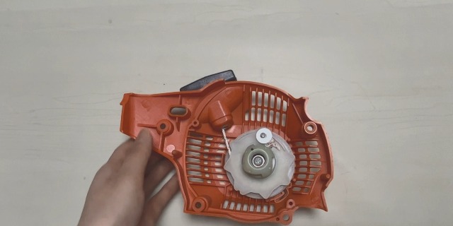 Watch Recoil Pull Start Starter Assembly Husqvarna 230 235 236 240 on ...