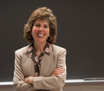 Amazon.co.uk: Susan B. Neuman: books, biography, latest update