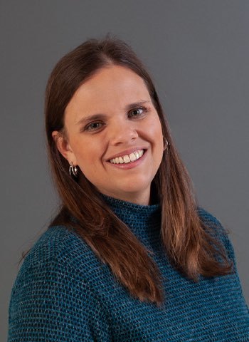 Amazon.com: Laura Perry: books, biography, latest update