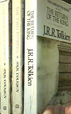 The Lord Of The Rings Trilogy 3 Volume Boxed Set:p: Books - Amazon.ca