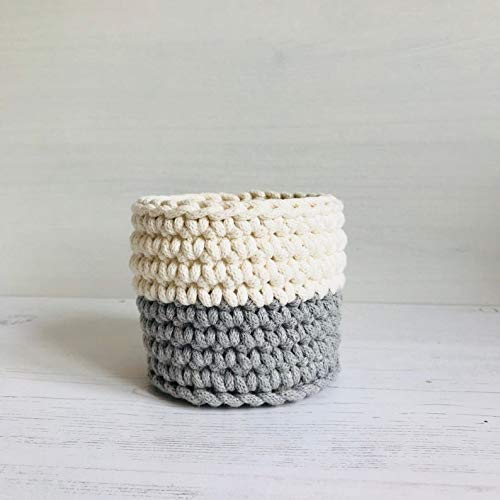 Handcrafted Round Woven Small Basket Crochet Pattern (White-Grey ...