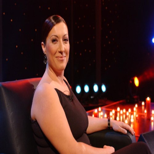 Play Damlalar by Gulay Sezer on Amazon Music