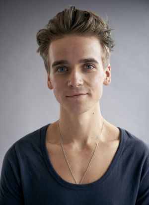 Amazon.com: Joe Sugg: books, biography, latest update