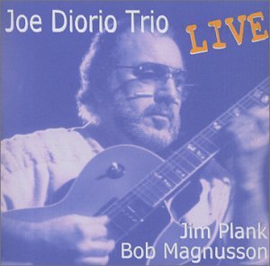 Amazon.com: Joe Diorio Trio Live: CDs y Vinilo