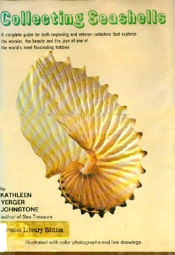 Collecting Seashells Copyright 1970: unknown author: Amazon.com: Books