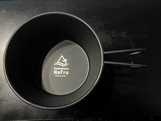 Amazon.co.jp: 鎌倉NaFro ナフロ 「おとなの 黒 シェラカップ 」 直火 黒 深型 600ml 日本製 燕三条 蓋 フタ ザル キャンプ シエラカップ 大 : スポーツ＆アウトドア