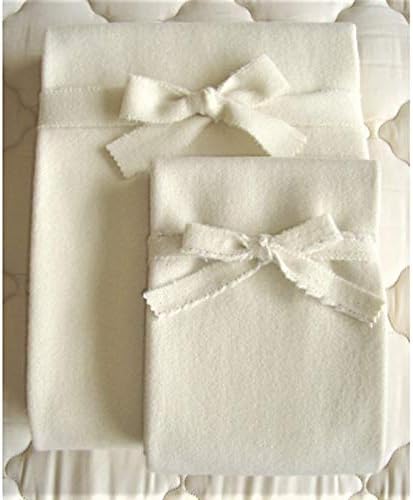 Amazon.com : Holy Lamb Organics Cozy Buns Crib Moisture Barrier ...