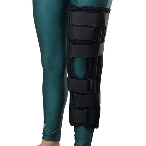 Amazon.com: Medline Deluxe Universal Tri-Panel Knee Immobilizers, 12 In ...