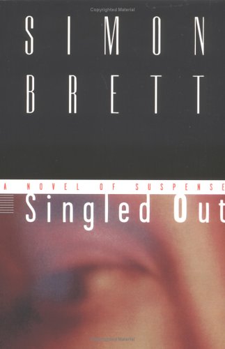 Singled Out: Amazon.co.uk: Brett, Simon: 9780743230124: Books