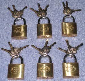 Tri Circle Brass Padlock 38mm Pack of 6 Code 264 : Amazon.co.uk: DIY ...
