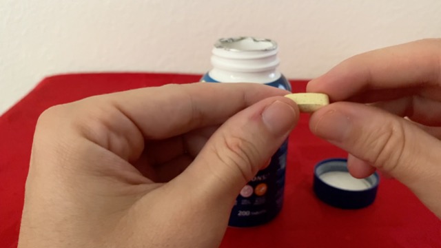 Watch One A Day Men Pill Size and How to Split it in Half on Amazon Live