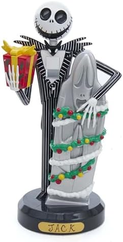 Amazon.com: Enesco Disney Traditions Donald Duck Nutcracker : Home ...