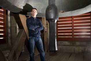 Amazon.com: Richard Harvell: books, biography, latest update