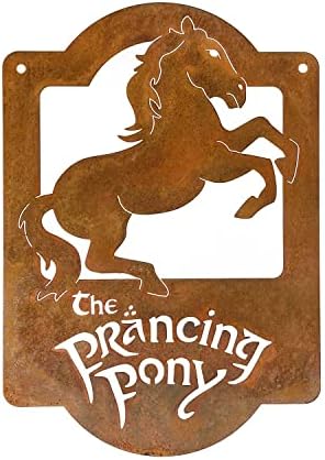 Amazon.com: Lord of The Rings The Prancing Pony and The Green Dragon ...