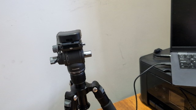 Watch Quick look at the MiiKARE Smartphone holder on Amazon Live