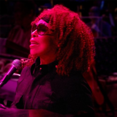 Amazon.com: Bridge Over Troubled Water (Live Version) : Roberta Flack ...