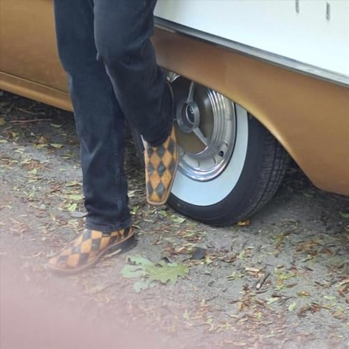 Play Travelin' Kind of Man by Craig Hendricks on Amazon Music