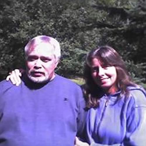 Écouter Far away now par Susan Daigle sur Amazon Music Unlimited