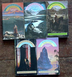 The Elves And The Otterskin: Elizabeth H. Boyer: 9780552127592: Books ...