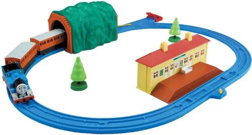 Tomy Thomas Thomas the Tank Engine Basic Set (japan import): Amazon.de ...