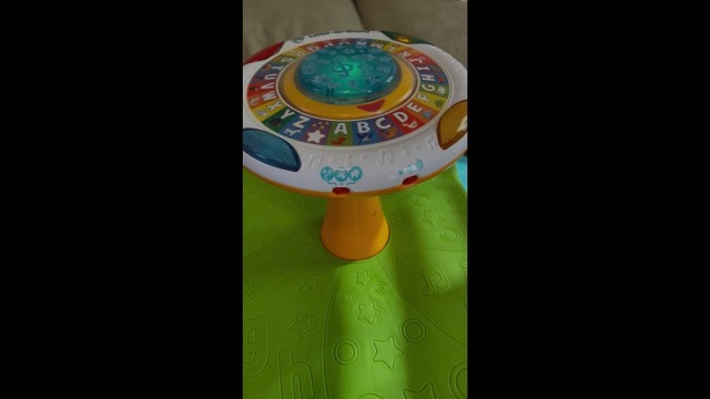 Watch Leap Frog Letter-go-round spin on Amazon Live