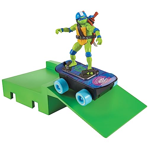 Teenage Mutant Ninja Turtles: Mutant Mayhem Leonardo on a Skateboard ...