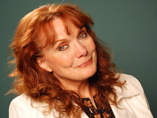 Amazon.com: Pola Muzyka: books, biography, latest update