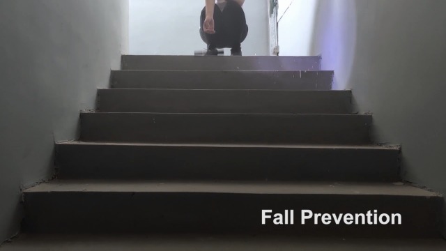 Watch ,Skywolfeye Led 4000 Lumen 18650 Flashlight on Amazon Live