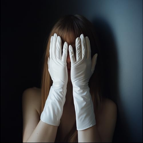 Amazon Music Unlimited - Vera Sol 『Baila Hasta el Amanece』