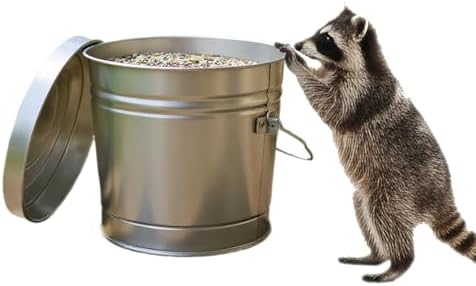 Amazon.com: Galvanized Steel Locking Lid Trash Can - 6-Gallon Rodent ...