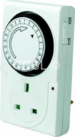Wellco 24 Hour plug-in segment timer : Amazon.co.uk: DIY & Tools