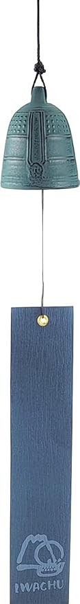 Amazon.co.jp: 岩鋳 Iwachu 風鈴 釣鐘 大 緑青 南部鉄器 27525 : DIY・工具・ガーデン