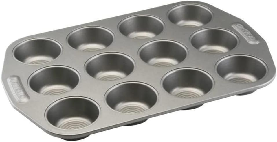 Amazon.com: Amazon Basics Non-Stick Rectangular 12-Cup Muffin Pan, Gray ...